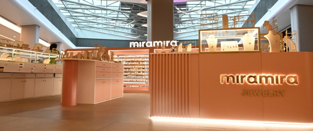 MiraMira - Shoreline Mall